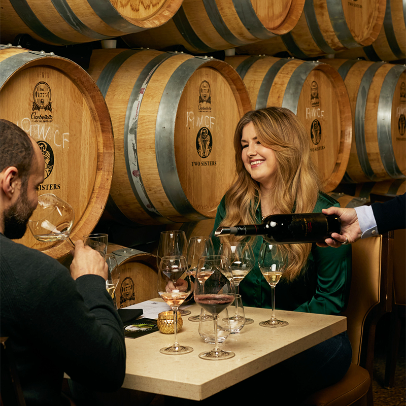 Two Sisters Vineyards - Visit - Tastings